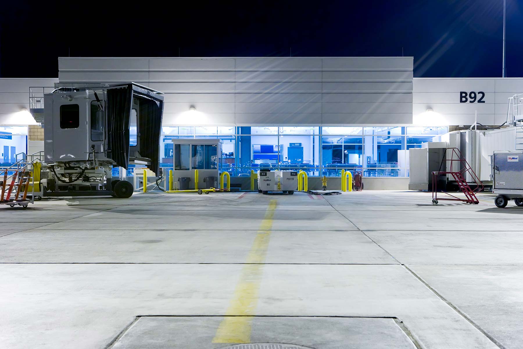 Denver International Airport (DEN) | Concourse B Regional Jet Facility ...