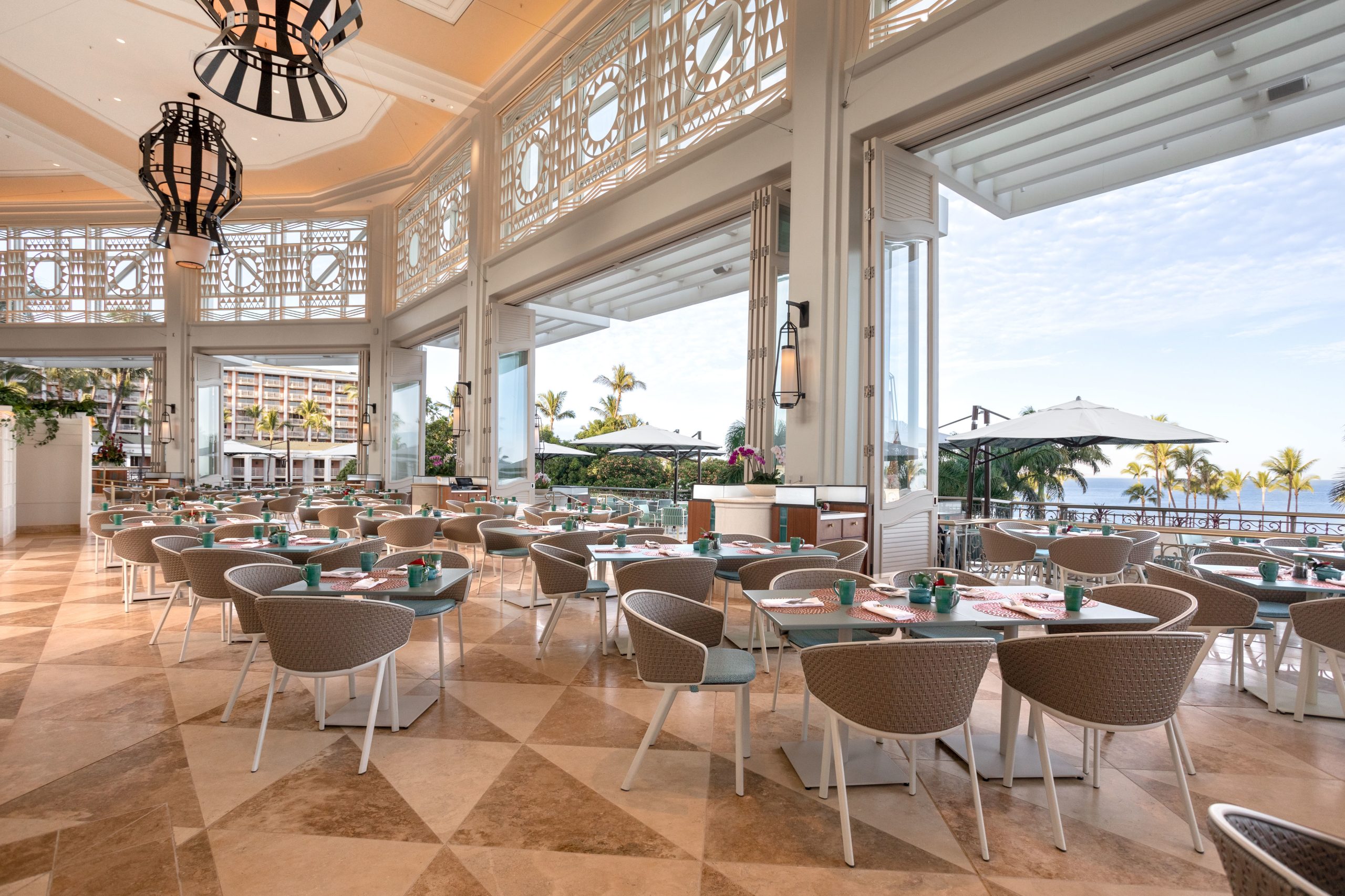 Grand Wailea Maui Botero Lounge and Grand Dining Renovation - Hensel Phelps